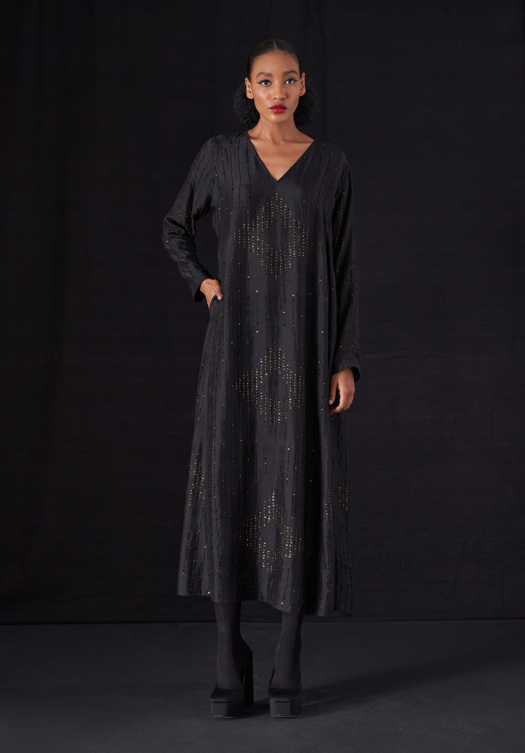 SAYA dress black – amrichdesigns